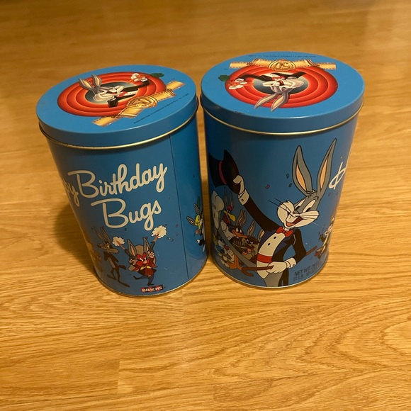 Other | Looney Tunes Birthday Bugs Tin Set | Poshmark